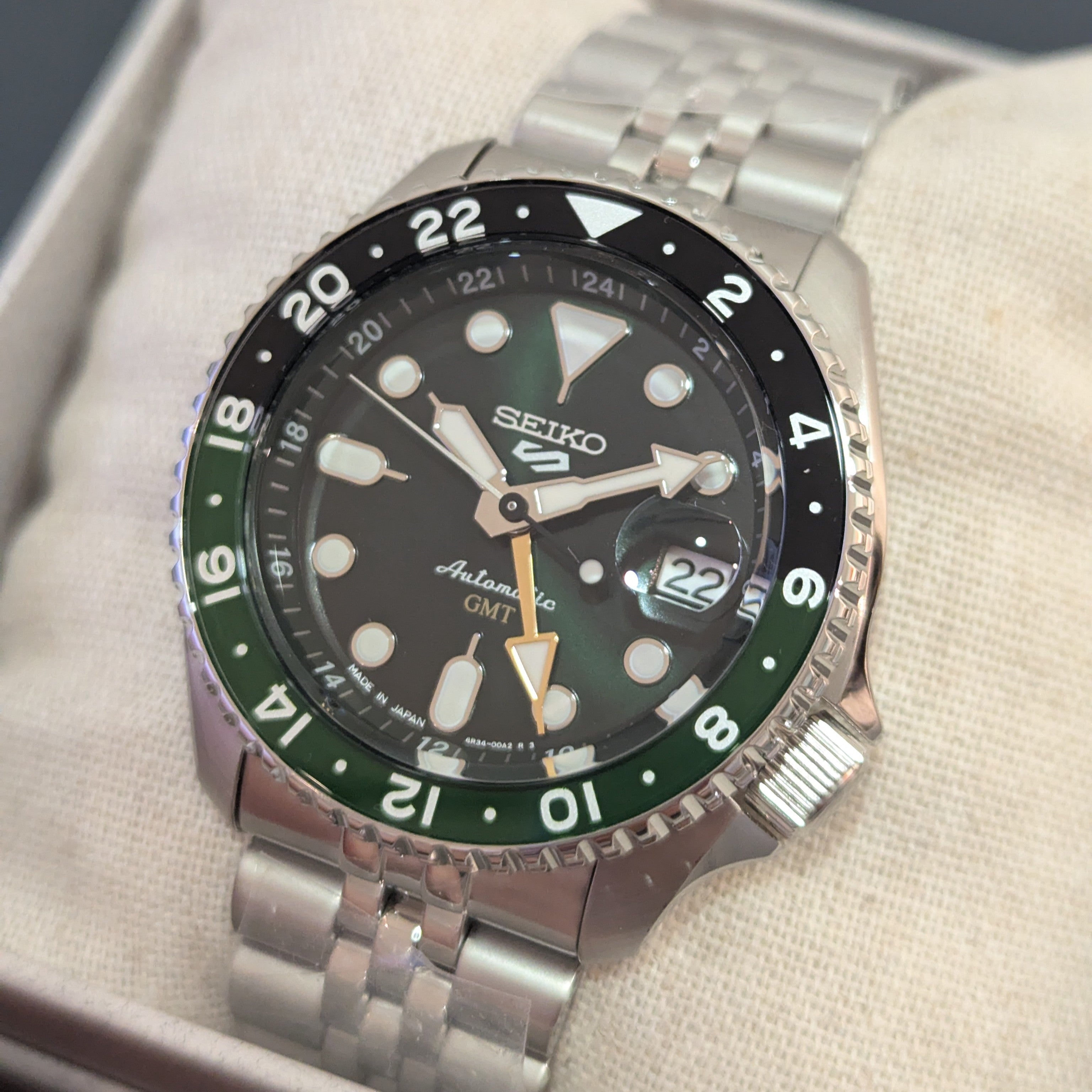 Seiko 5 Sports GMT SSK035 – Nerd Herd